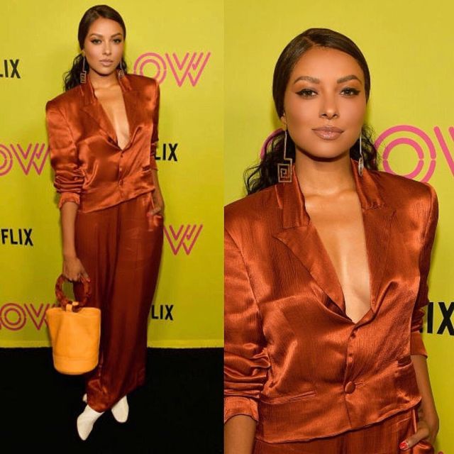 The bag's yellow Kat Graham on the account Instagram of @katgraham ...