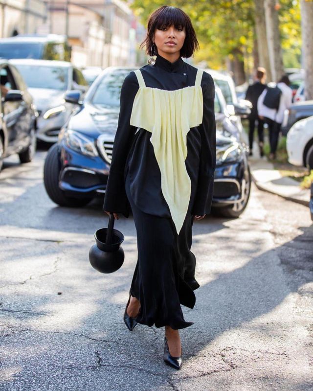 Le sac seau noir de Kat Graham sur le compte Instagram de @katgraham ...