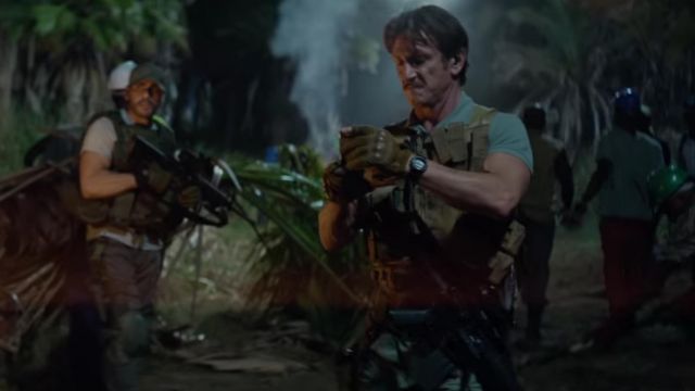 The Casio edifice men's watch by Martin Terrier (Sean Penn) in The ...