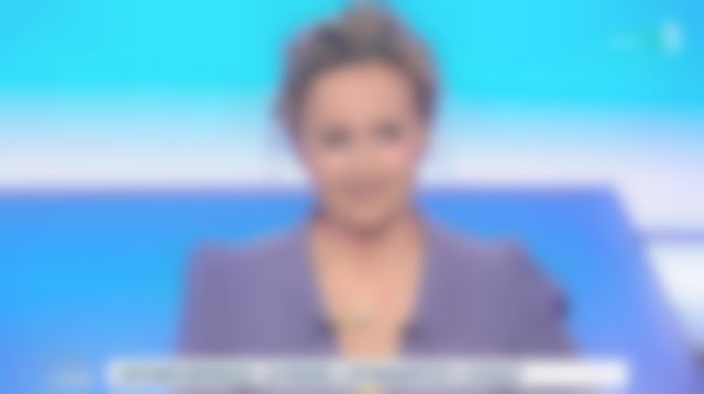 The dress iris cut portfolio, short ball Caroline Roux in C in the air ...