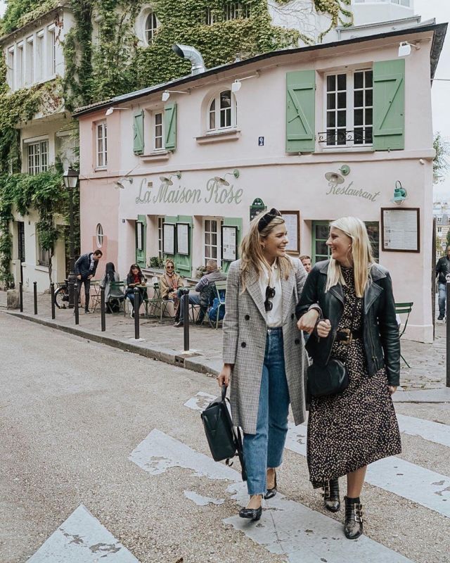 Blouse White of Erica Aulds on the Instagram account @ericaaulds | Spotern