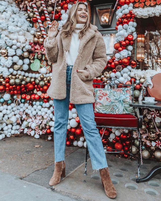 Sher­pa Coat of Erica Aulds on the Instagram account @ericaaulds | Spotern