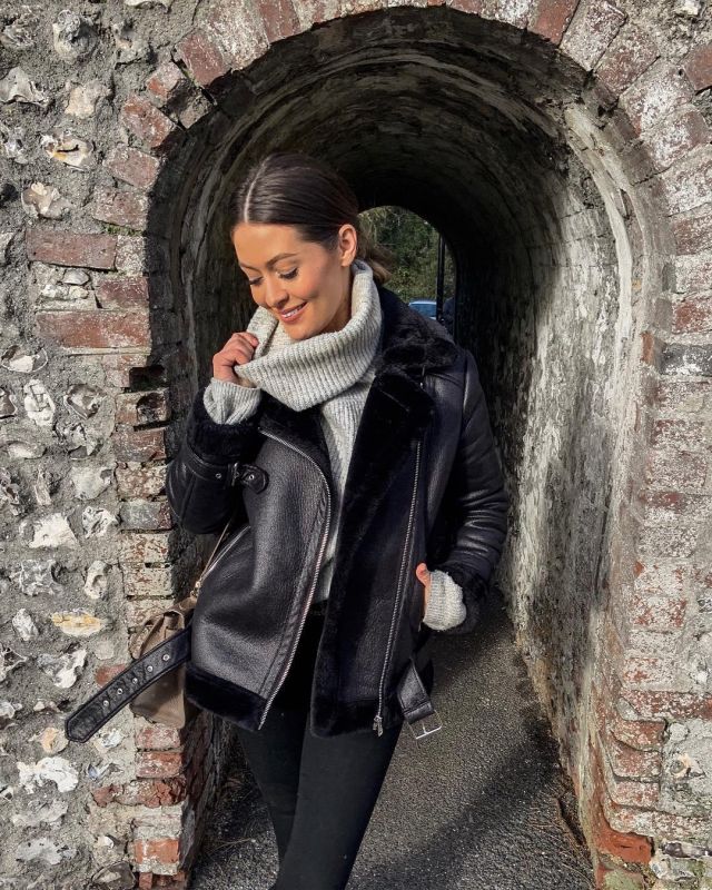 Black Jeans of Charlotte Rose on the Instagram account @modelmouth ...