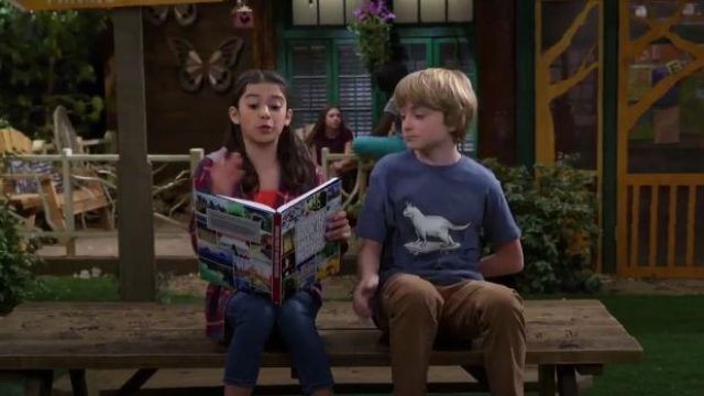 Blue Skater Cat Tee worn by Finn Sawyer(Will Buie Jr) in BUNK'D Season ...