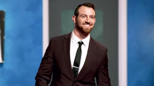 White shirt worn by Cameron Hamilton as seen in Love is Blind (S01E02 ...