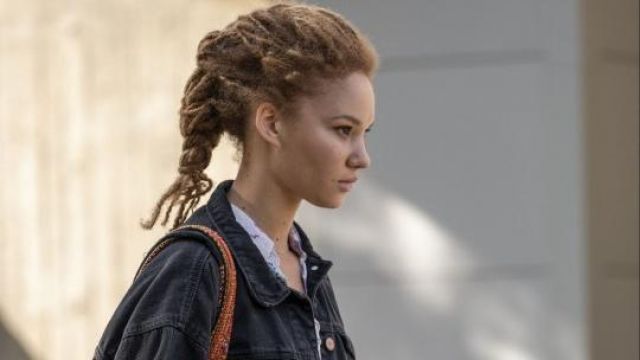 Black denim jacket worn by Audrey (Ayoola Smart) in Killing Eve (S03E02 ...