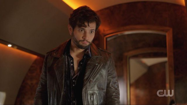 Navy Shirt worn by Sam Jones (Rafael de la Fuente) in Dynasty (S03E19 ...