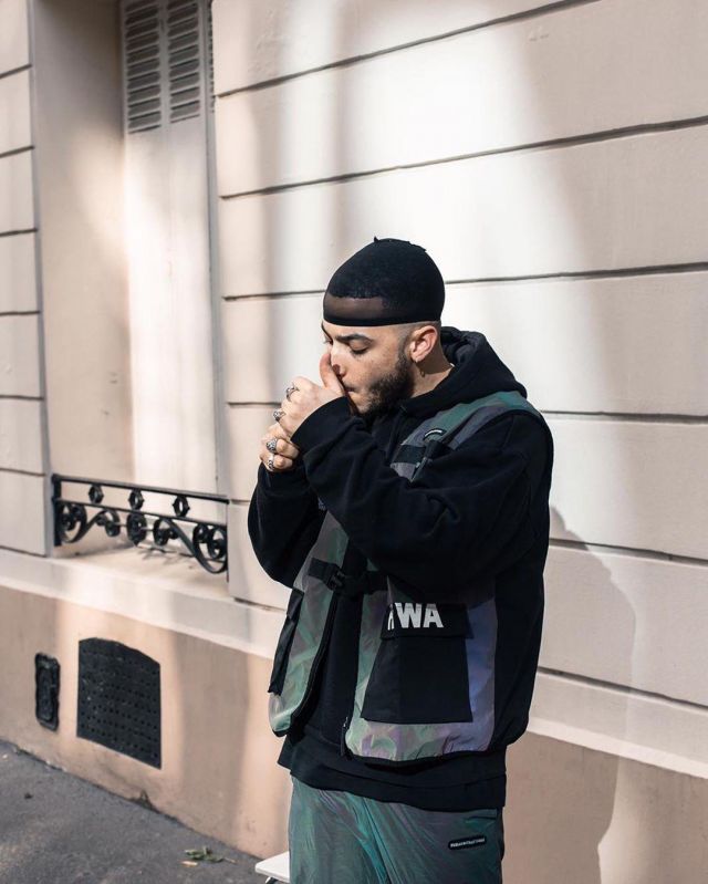 La veste Human With Attitude de Theo Juice sur son compte Instagram ...