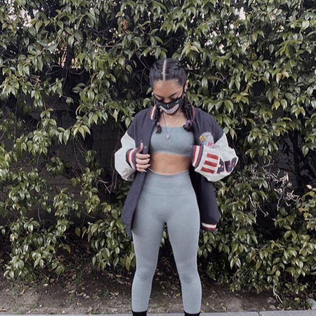 The mask smile worn by Avani Gregg on his account Instagram @avani ...