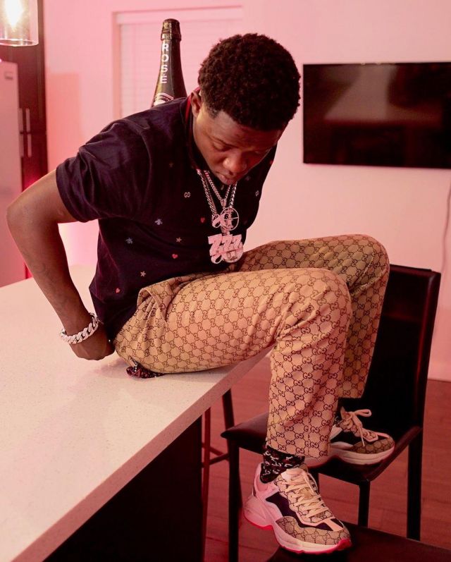 Gucci Lo­go Mo­tif Po­lo Shirt worn by Jack Boy on his Instagram ...