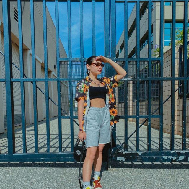 Floral printed shirt worn by Avani on her Instagram account @avani ...