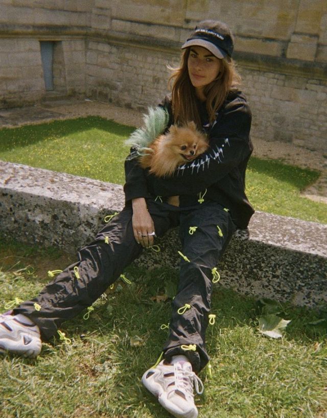 The pants have elastic 99percentis worn by Clara Berry on his account ...