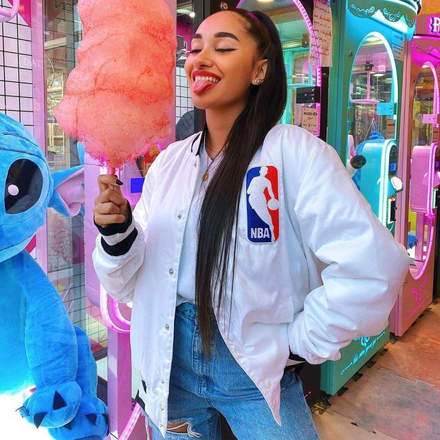 Jacket nba worn by maile akln on the Instagram of maile akln on the ...