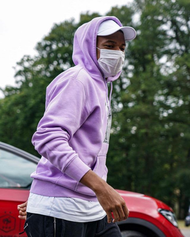 Lilac Nike SB GFX HD Hoodie worn by Kylian Mbappé on his Instagram ...