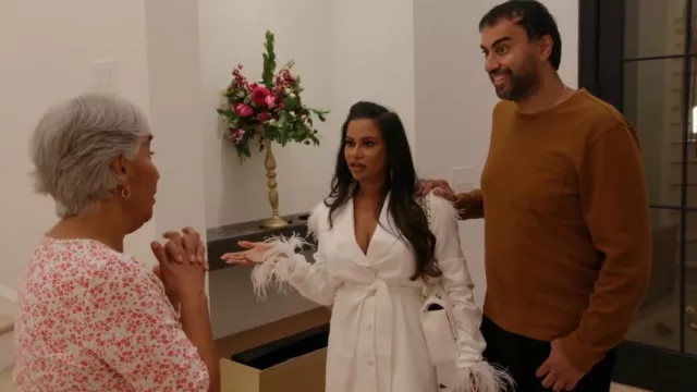 Jessica Bara Brix­ley Feath­er Belt­ed Blaz­er Dress worn by Anila ...