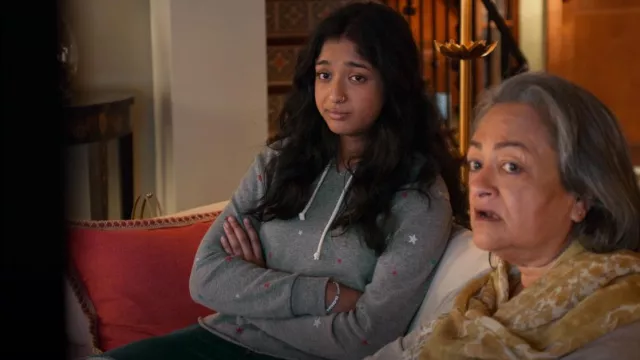 Alternative Printed Pullover Hoodie worn by Devi Vishwakumar (Maitreyi ...