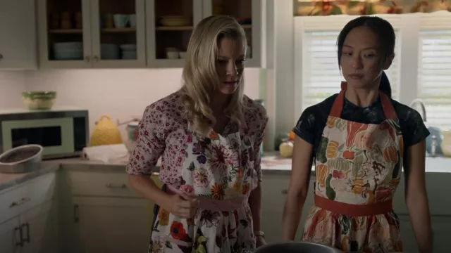 Delantal de Nathalie Lete Helena usado por Barbara Whitmore (Amy Smart ...