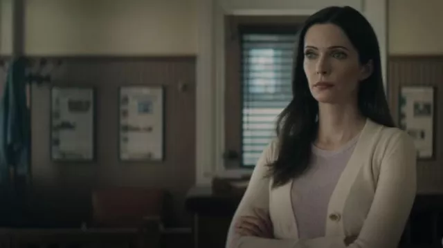 Tory Burch Simone Cardigan worn by Lois Lane (Bitsie Tulloch) as seen ...