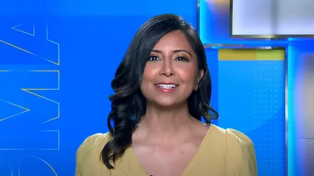 LK Bennett Rebecca Lemon Crepe Shift Dress worn by Zohreen Shah as seen ...