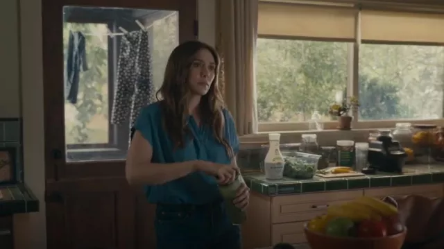 Madewell Central Chambray Shirt worn by Leigh Shaw (Elizabeth Olsen) as ...