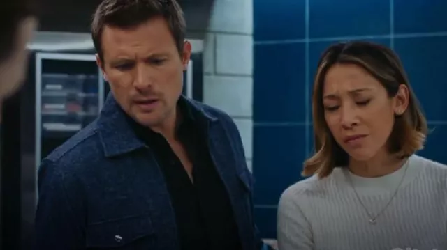 Club Monaco Cash­mere Rib Short Sleeve Tee worn by Sarah Truong (Mayko ...