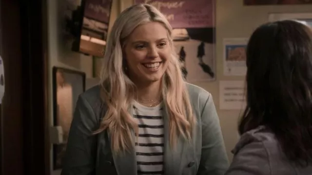 Rag & Bone Stripe Print Cotton T-shirt worn by Leighton Murray (Reneé ...