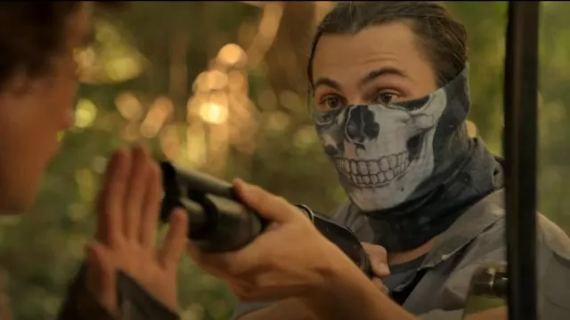 Hitaocity Skull Tubular Mask worn by Barry (Nicholas Cirillo) as seen ...