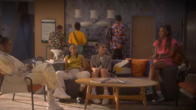 Jordan Air Jordan 1 Mid Pastel usado por Kiela Hall (Daniella Perkins ...