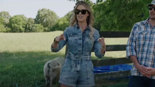 Retrofête Kerry Romper usado por Christina El Moussa visto en Christina ...