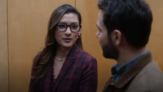 Chemisier Joie Tariana porté par Susan (Inga Schlingmann) vu dans So ...