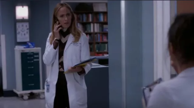 Burberry Emery Geometric Turtleneck worn by Dr. Teddy Altman (Kim Raver ...