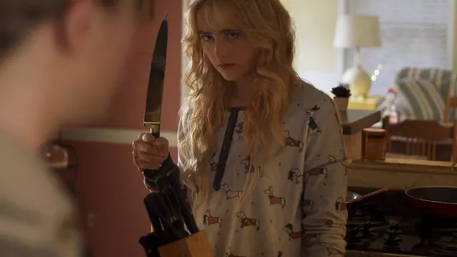 Pijama de perro Weiner de Millie (Kathryn Newton) en Freaky | Spotern