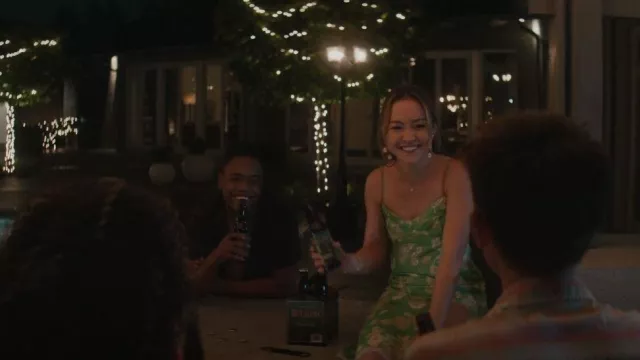 Maje Silver-Tone Daisy Earrings worn by Megan Landry (Sadie Stanley) as ...