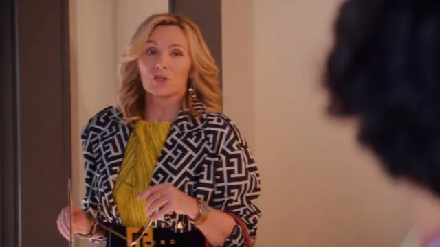 Maxi ceinture Balmain portée par Madolyn Addison (Kim Cattrall) vue ...