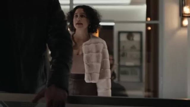 Wild Fable Women's Puff Long Sleeve Bodysuit worn by Chelsea (Ilana ...