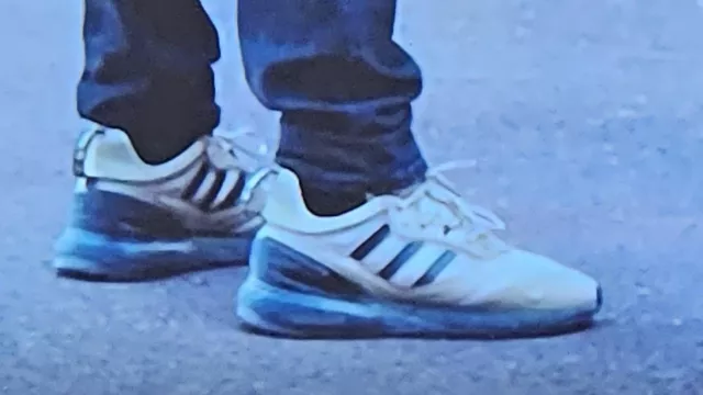 The sneakers worn by Adam Franco (Alban Lenoir) in the movie AKA | Spotern