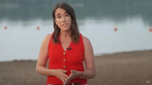 Ann Taylor Button Front V-Neck Sweater Shell worn by Maggie Vespa as seen in Today on July 25 ...