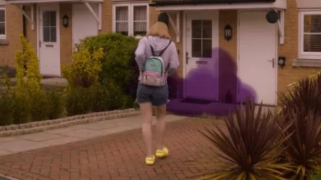 Croc Classic Clog worn by Darcy Olsson (Kizzy Edgell) as seen in ...