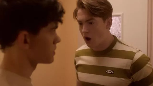 Vans Striped t-shirt worn by Nick Nelson (Kit Connor) in Heartstopper ...