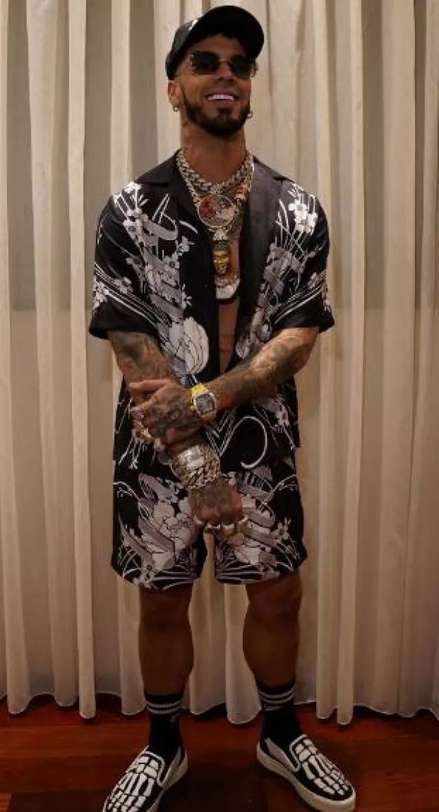 Amiri Black & White Slip On Skel Top Sneakers worn by Anuel AA on his ...