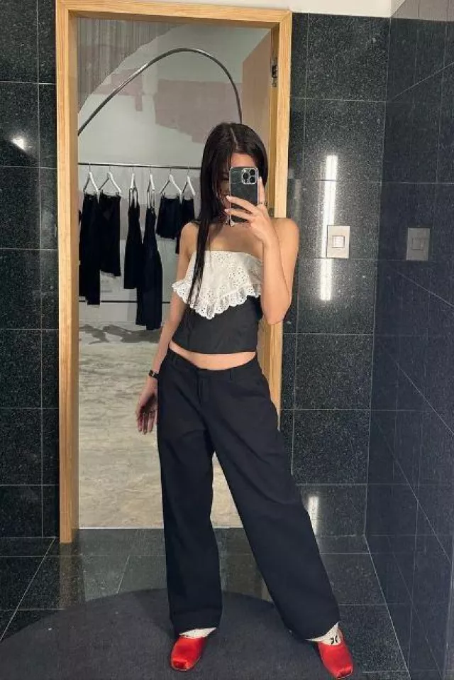 Sandy Liang Cinta Ring worn by Jennie Kim on her Instagram on August 20 ...