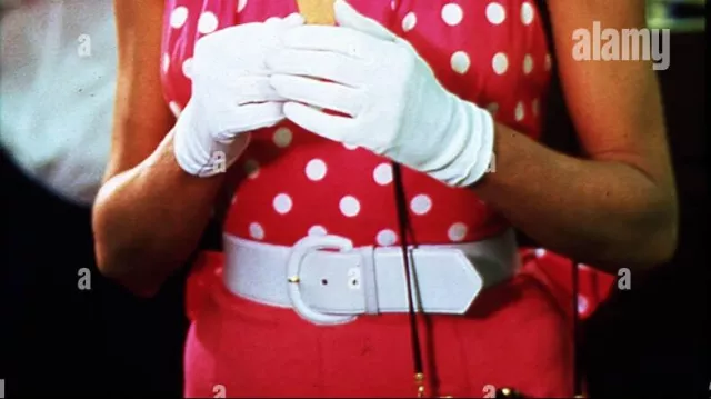 White belt of Celeste Martin (Kim Basinger) in My Stepmother Is an ...