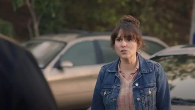 Madewell The Jean Jacket worn by Jillian (Claudia O'Doherty) as seen in ...