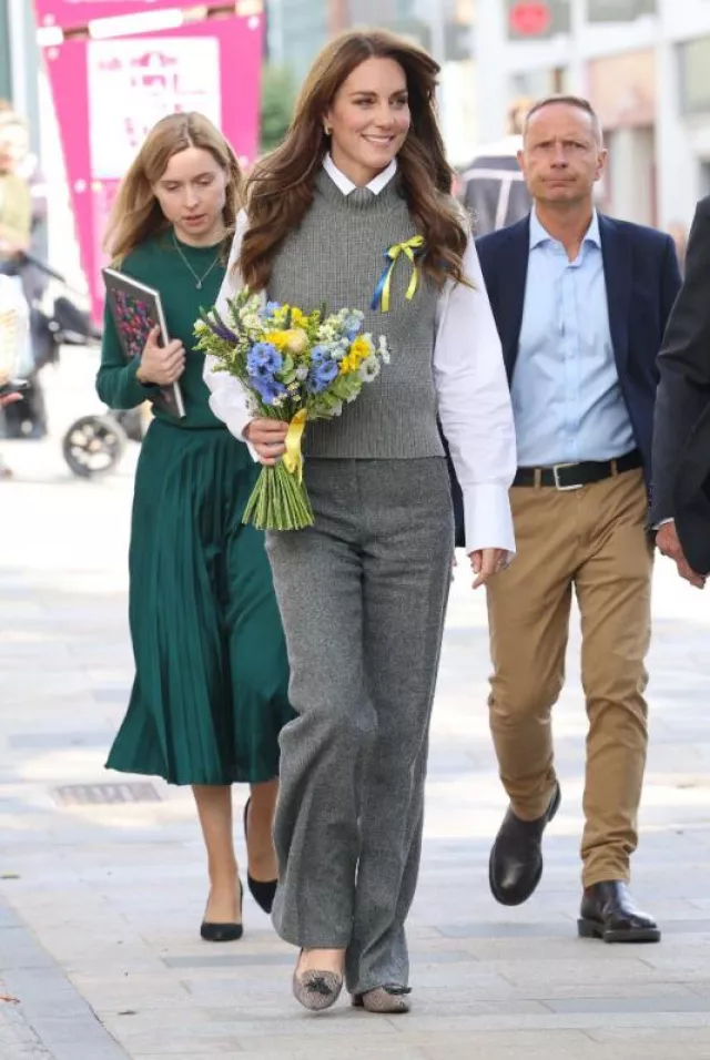 Cefinn Janie Wool Funnel Neck Jumper worn by Catherine, Duchess of ...