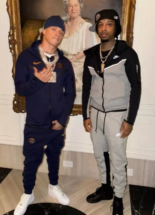 Nike PSG Navy & Gold Fleece Joggers worn by Central Cee on his ...