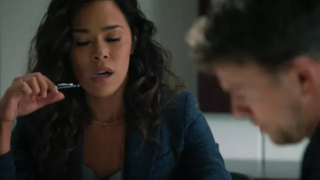 Veronica Beard Mar­tel Checked Blaz­er worn by Emily Lopez (Jessica ...