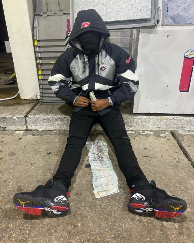 Supreme Nike Black & Silver Hooded Jacket worn by Sett on the Instagram ...