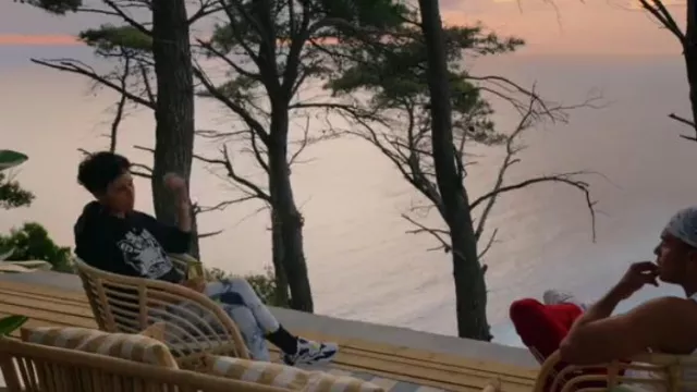 Under Armour Reflect Hi-Rise Printed Leggings worn by Tabitha Sloane as ...