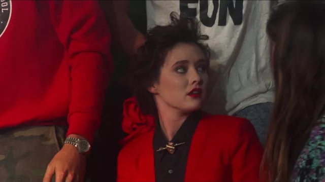 Red Scrunchie worn by Heather Duke (Shannen Doherty) in Heathers | Spotern