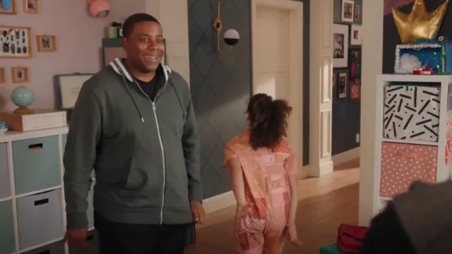 Boss Cot­ton Blend Hood­ie worn by Kenan Williams (Kenan Thompson) as ...